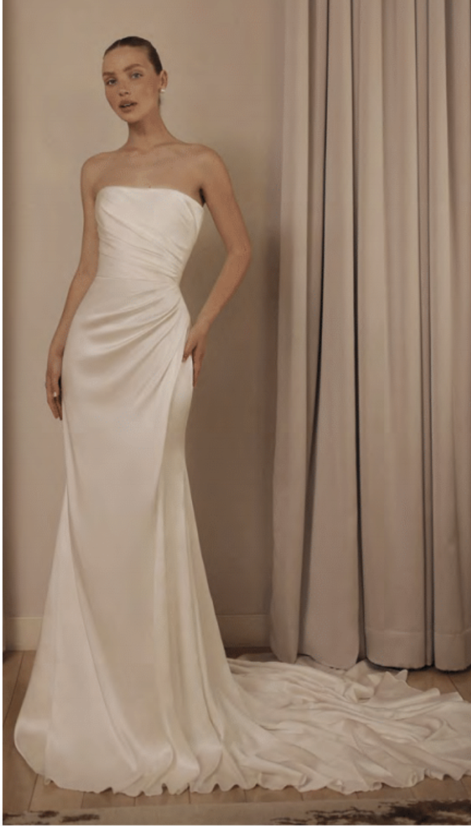 Lihi Hod - Chloe | Zoya's Atelier